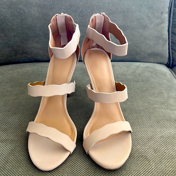 Anne Michelle | Shoes | Anne Michelle Nude 4 Heel | Poshmark